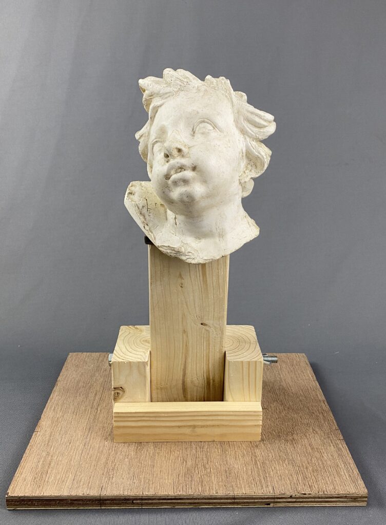 Plaster cast – Fiorella Lavado